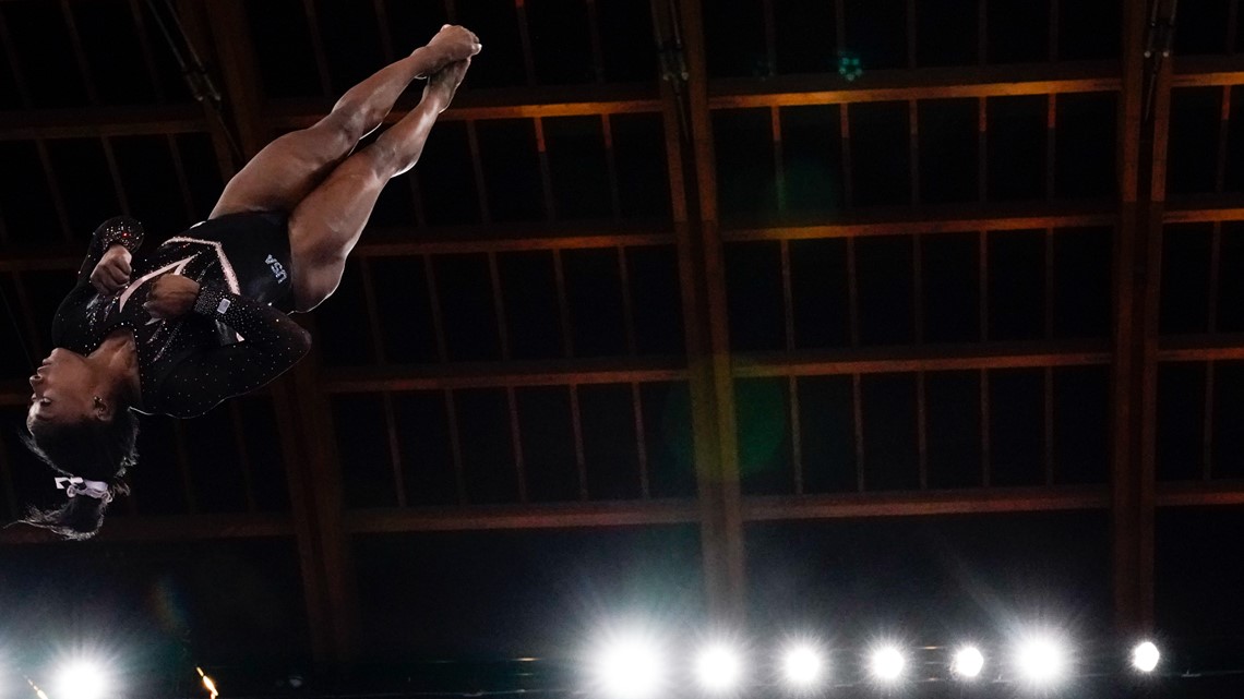 Simone Biles lands Yurchenko double pike at Olympics practice | wfaa.com
