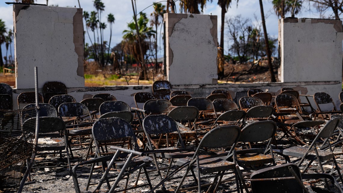 Hawaii's historic Lahaina reopens to residents after deadly fire | wfaa.com