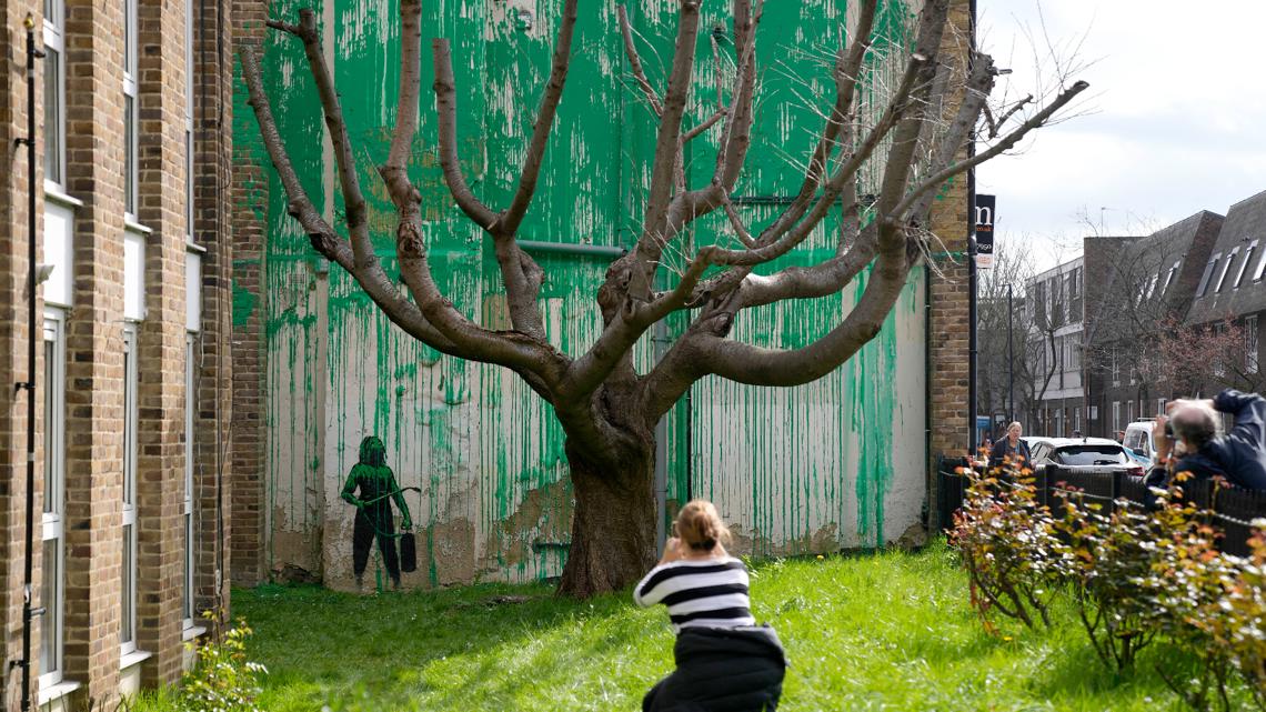 Banksy takes credit for new mural in London | wfaa.com