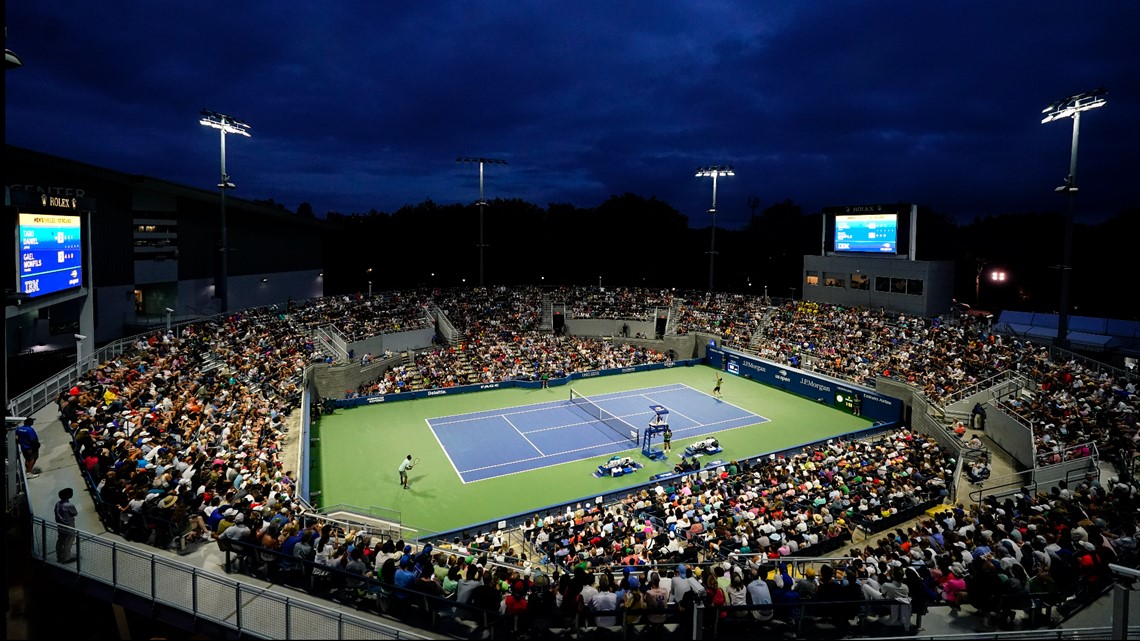 US Open: Court 17 clouded by pungent marijuana smell | wfaa.com