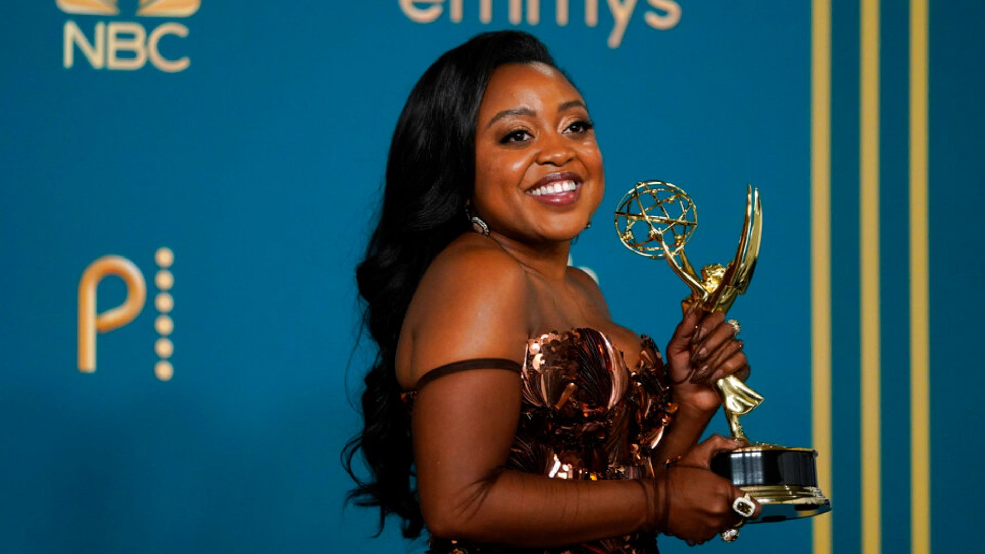 'Abbott Elementary' creator responds after Kimmel Emmy stunt | wfaa.com