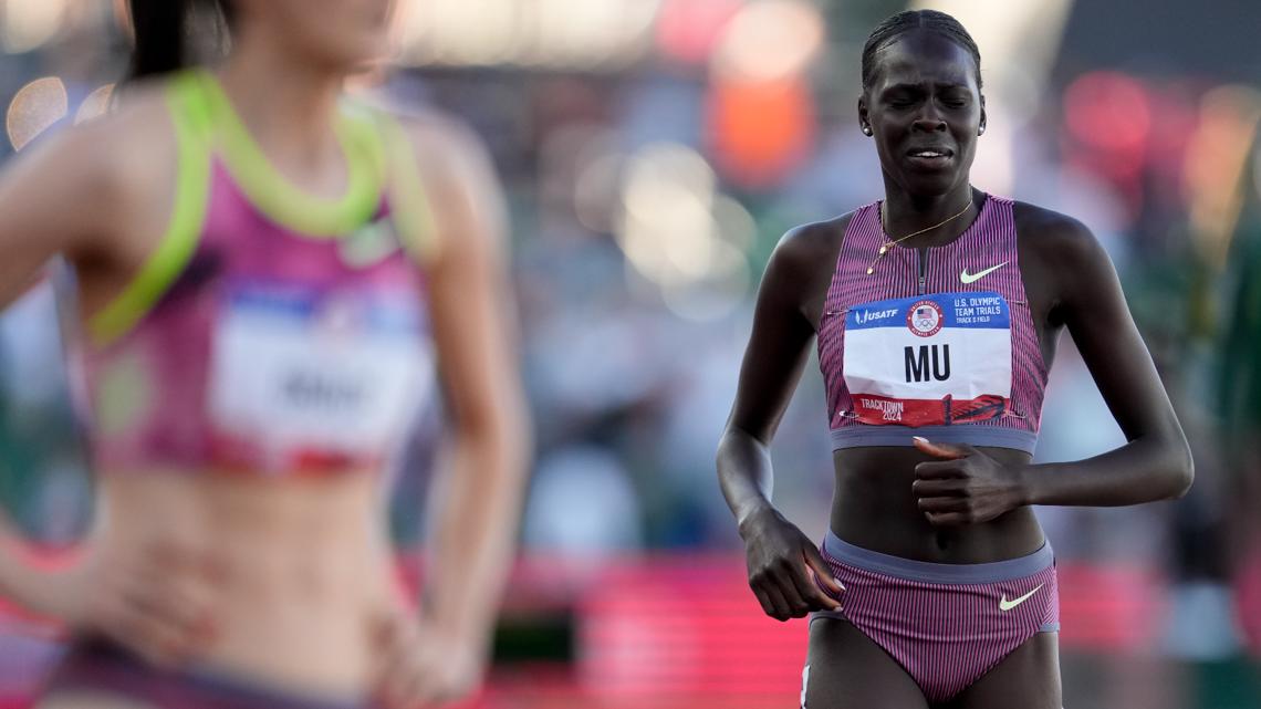 Olympic champ Athing Mu’s hopes for repeat title end after fall | wfaa.com