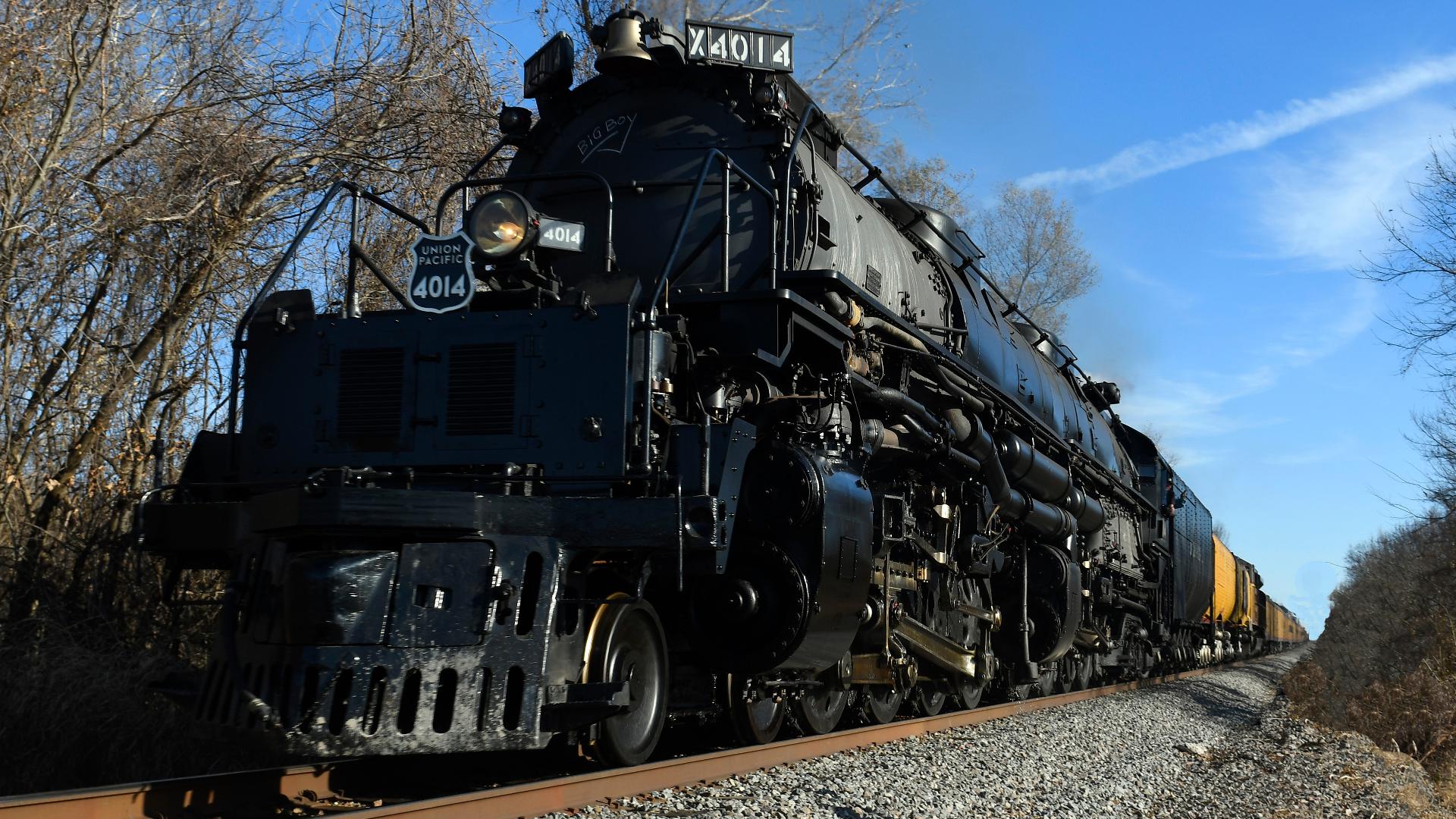 Historic locomotive begins coast-to-coast tour. Here are all the stops ...