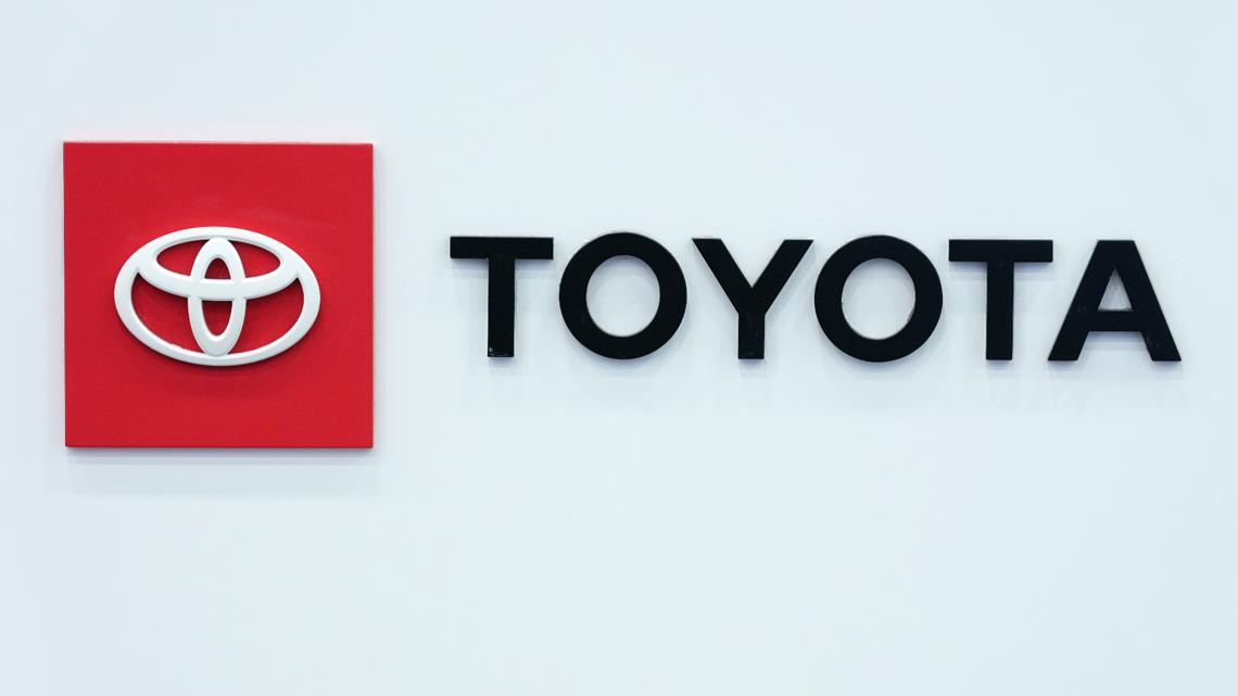 Jack Hollis retires as Toyota North America COO, Mark Templin steps in ...