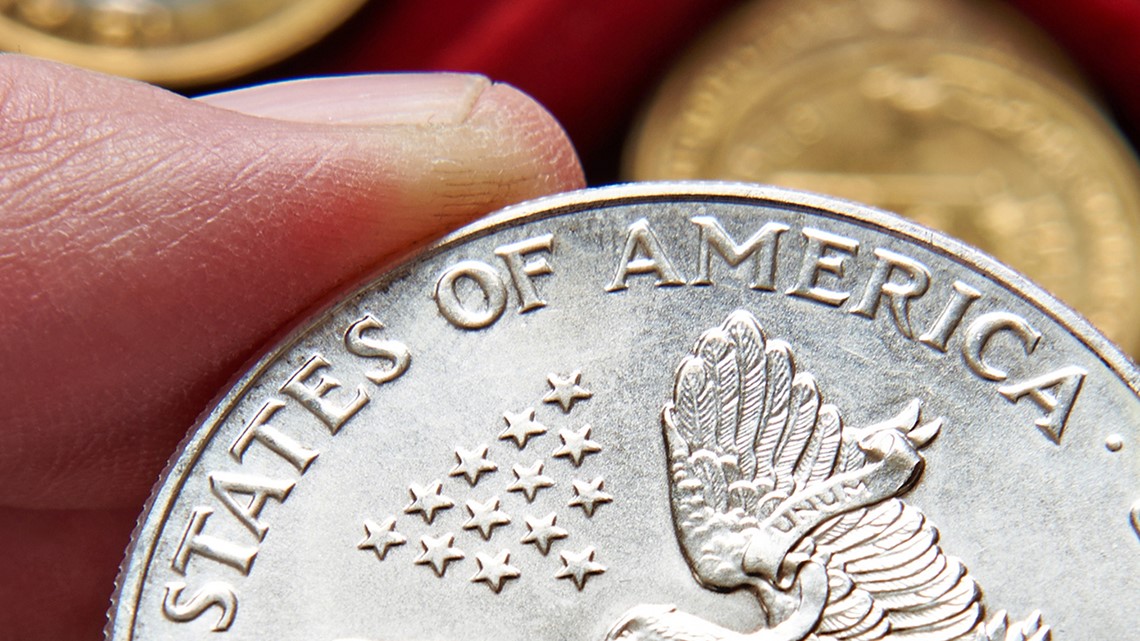 $1 trillion coin could be printed at last minute: Report | wfaa.com