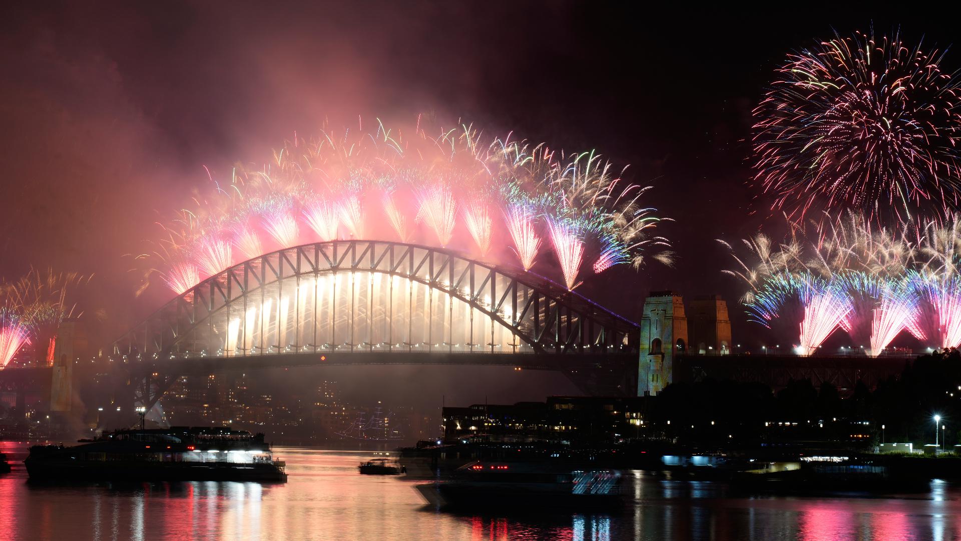 Which countries celebrate the new year first and last? | wfaa.com