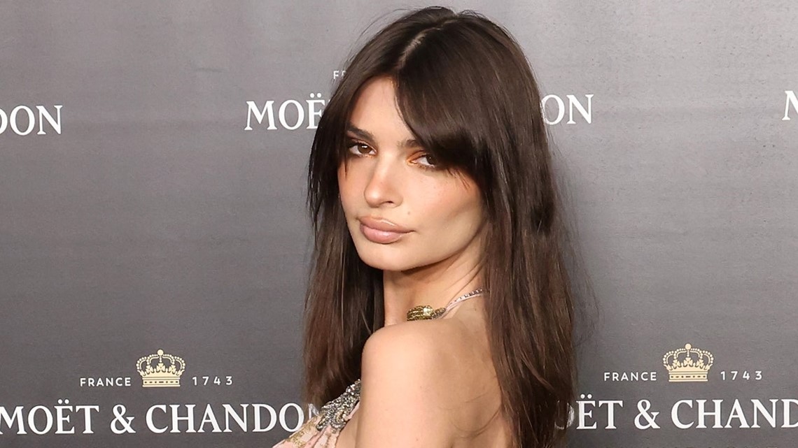 Emily Ratajkowski Reminds Fans She Appeared on Hit Nickelodeon Series ...