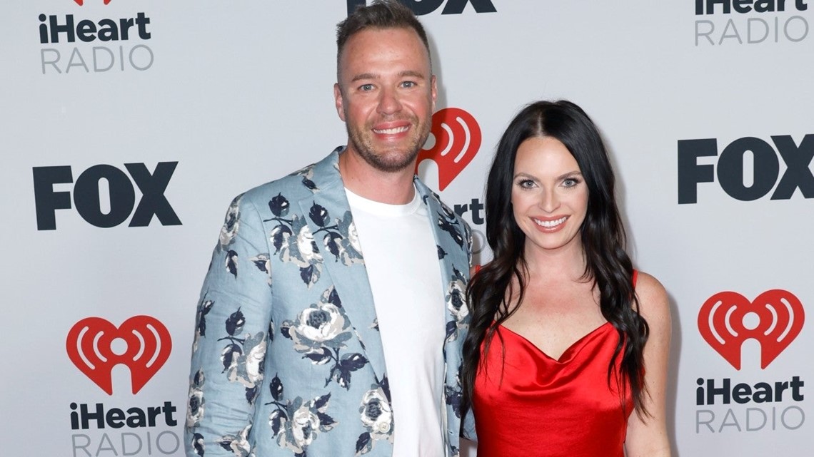 'Love Is Blind' Star Nick Thompson Starts Nonprofit to Help Reality ...