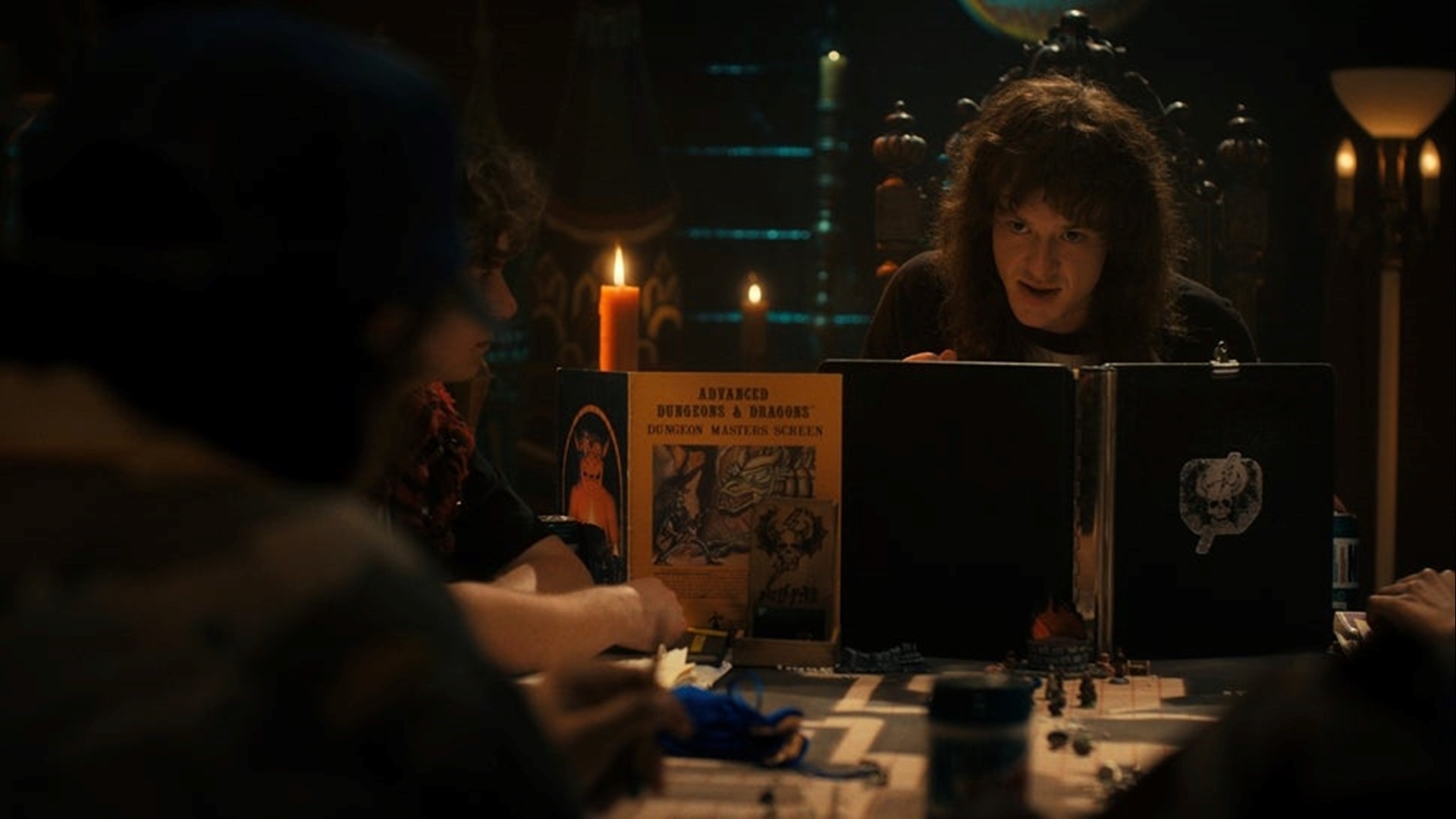 'Stranger Things 4' Newcomers Joseph Quinn and Eduardo Franco on ...