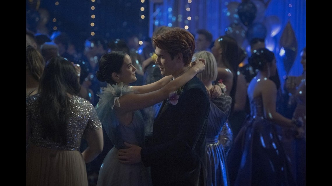 'Riverdale' Season 5 Premiere: KJ Apa Opens Up About Varchie, Barchie ...