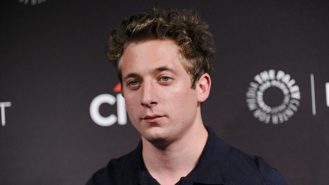 'The Bear's Jeremy Allen White Dishes on What He Knows About Season 2 ...