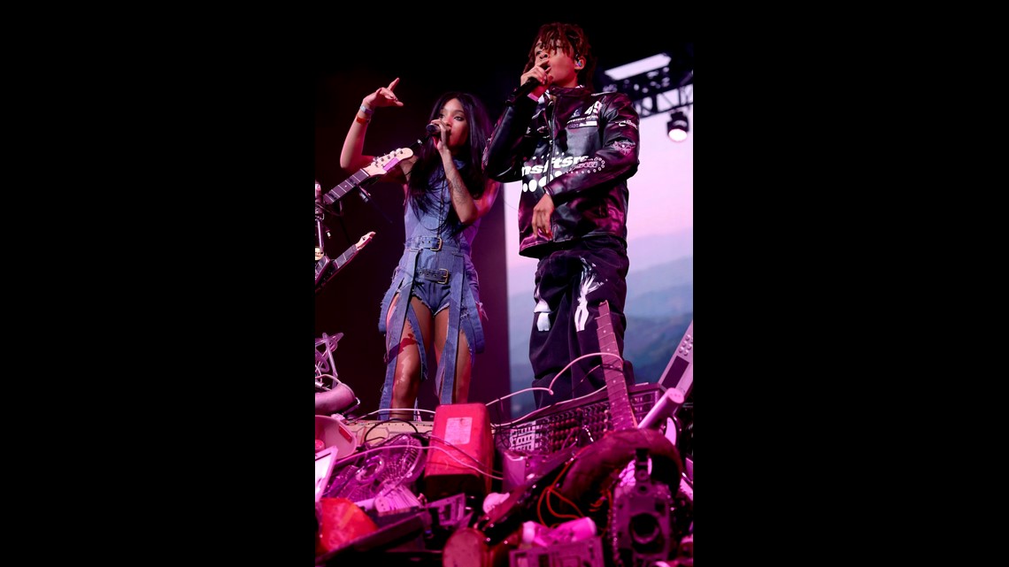 Will Smith Is a Proud Dad At Daughter Willow's Coachella Performance ...