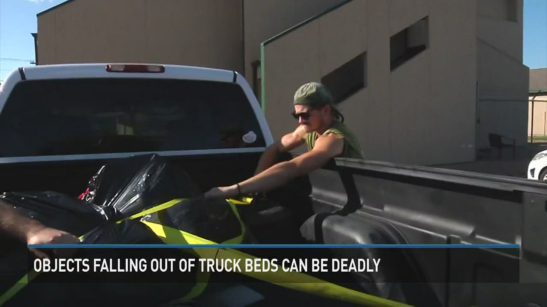 Objects falling from truck beds can be deadly on Texas roads | wfaa.com