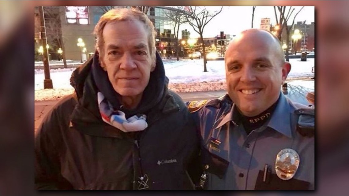 Skeptical cop befriends homeless veteran | wfaa.com