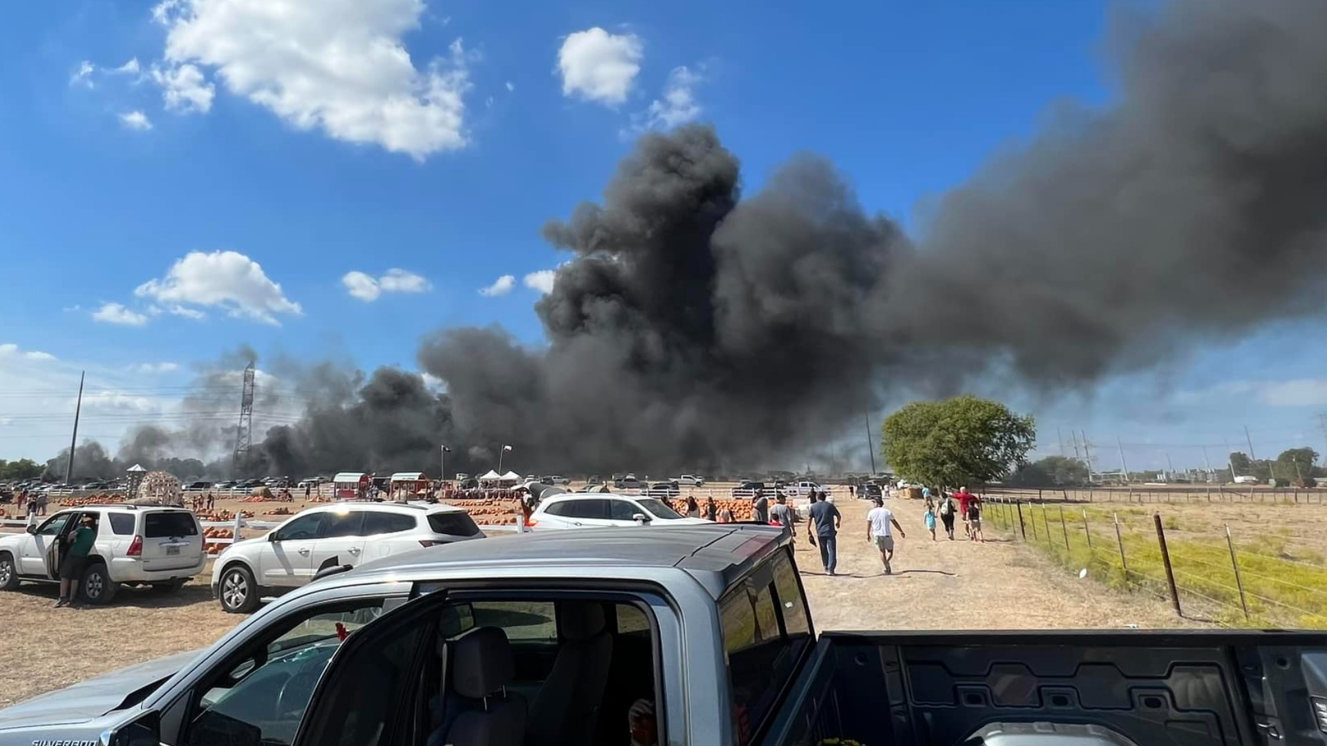 Fire at the Robinson Family Farm shuts down business | wfaa.com