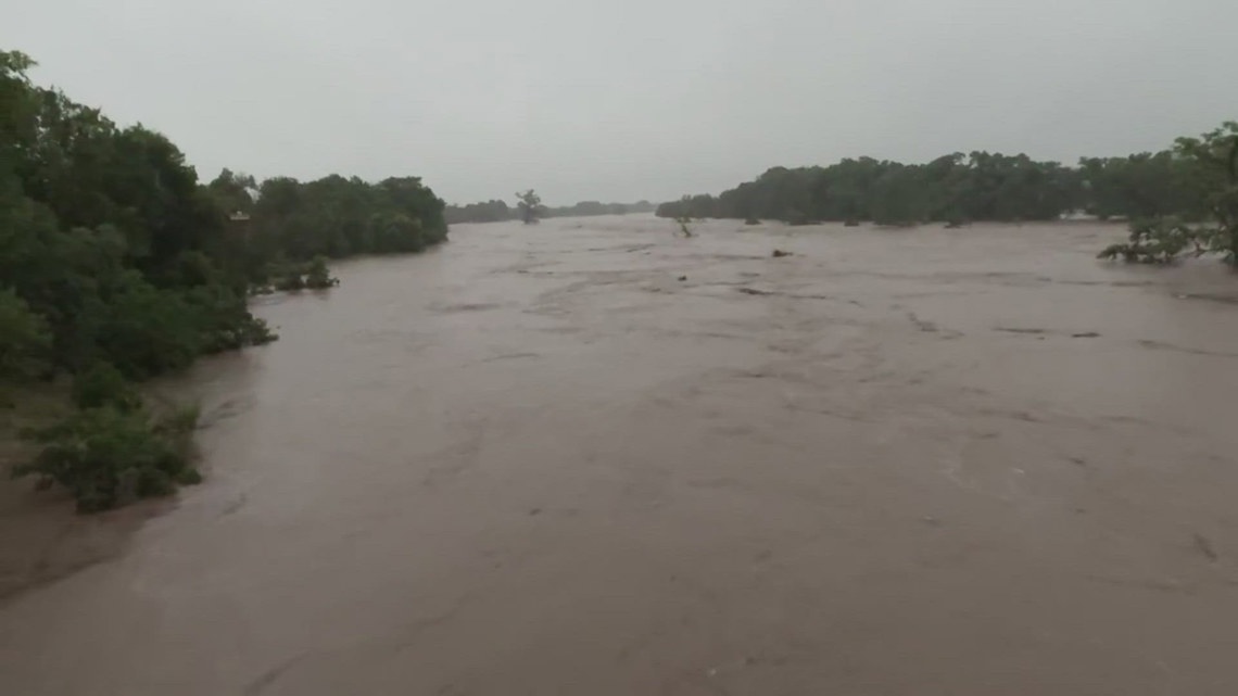 Kerr flooding Unmet Needs Fund to receive $70,000 TEGNA grant | wfaa.com