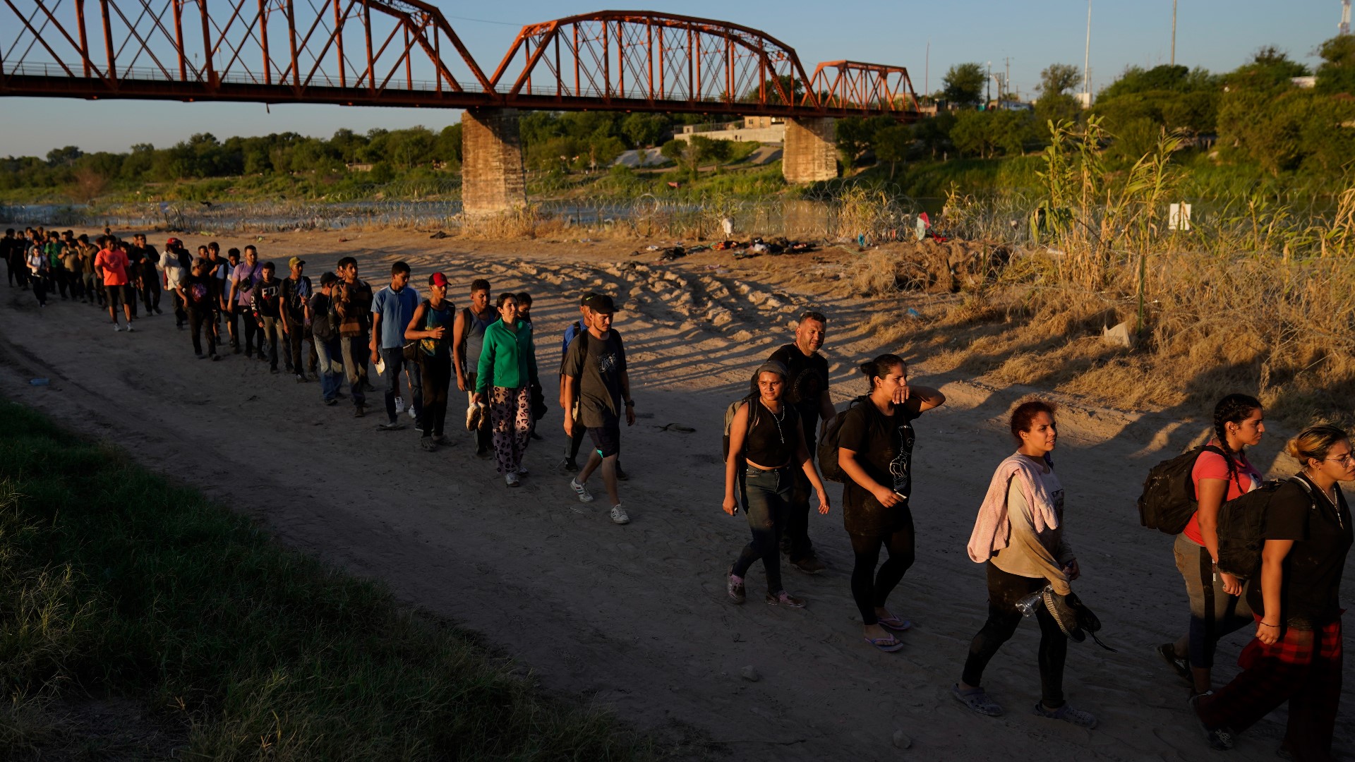 Texas’ undocumented immigrant population remained relatively stable in ...