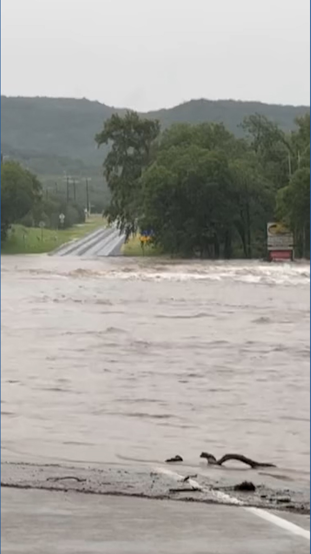 Frio River floods Uvalde County, evacuations underway | wfaa.com
