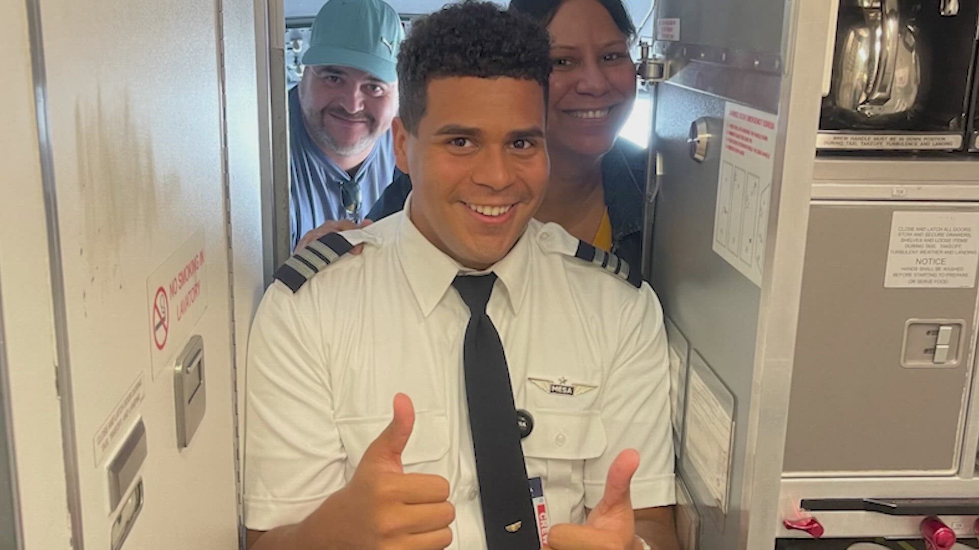 Houston Latino pilot is one of the youngest for Mesa Airlines | wfaa.com