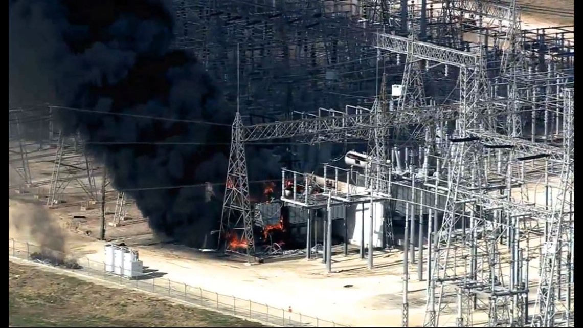 Huge fire at CenterPoint substation in Texas City | wfaa.com