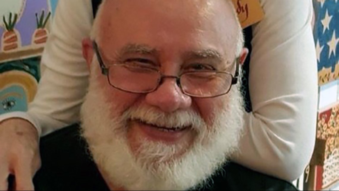 Designer Frank Bielec from TLC's 'Trading Spaces' dies at 72 | wfaa.com