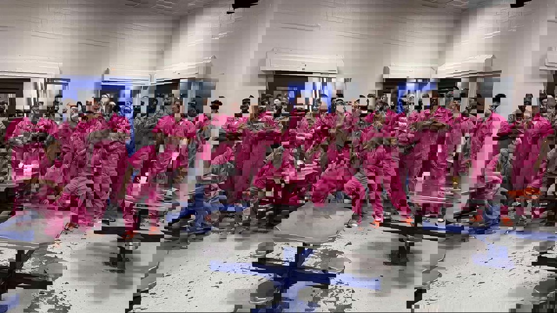 Texas jail switches to pink jumpsuits for inmates | wfaa.com