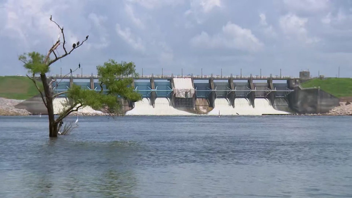 More damage visible at Lake Livingston Dam in southeast Texas | wfaa.com