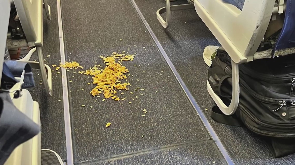 SWA flight delayed due to spilled rice | Houston, Texas news | wfaa.com