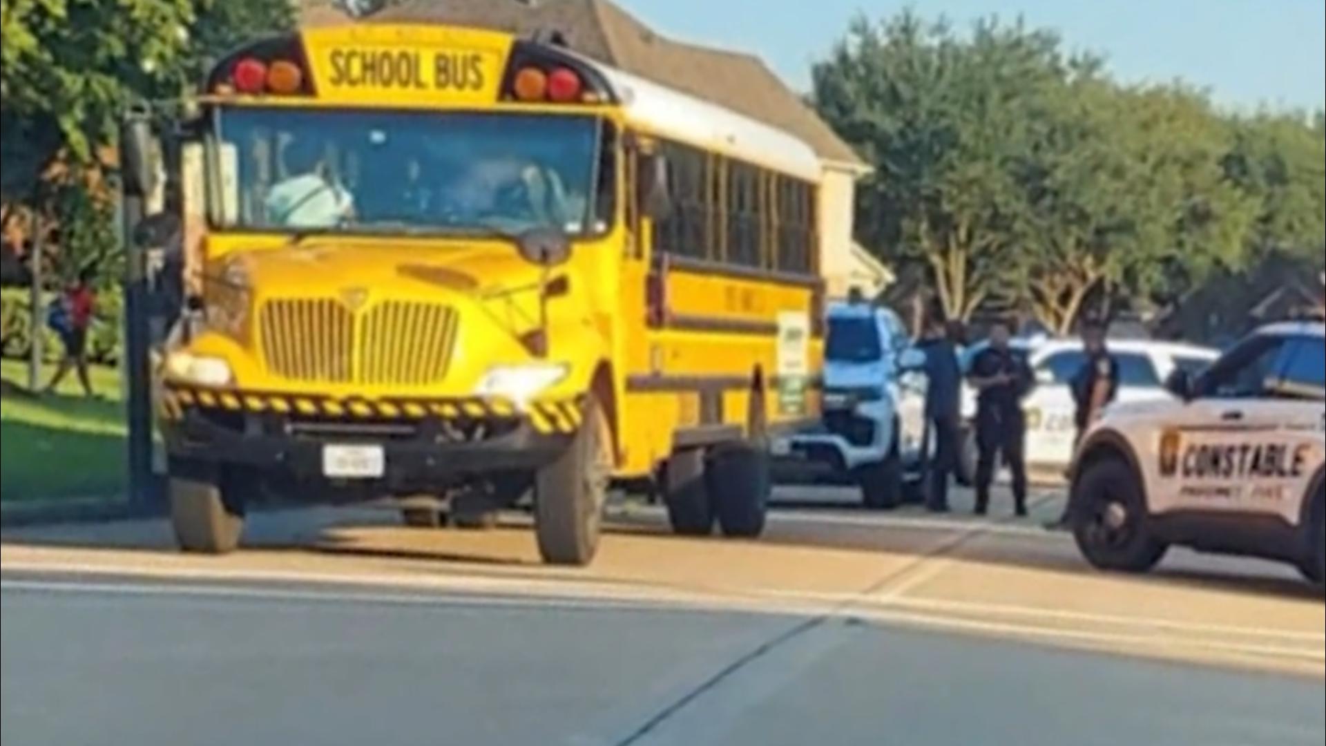 Houston-area bus driver pulled off bus to take sobriety test | wfaa.com