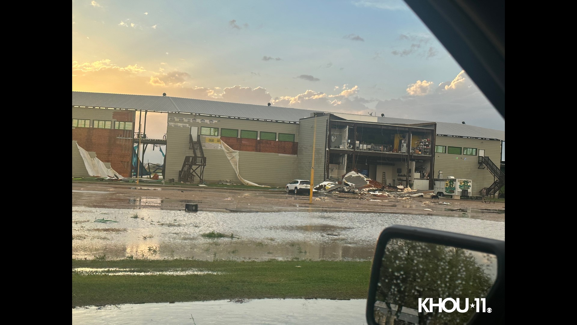 Houston severe weather pictures and videos | wfaa.com