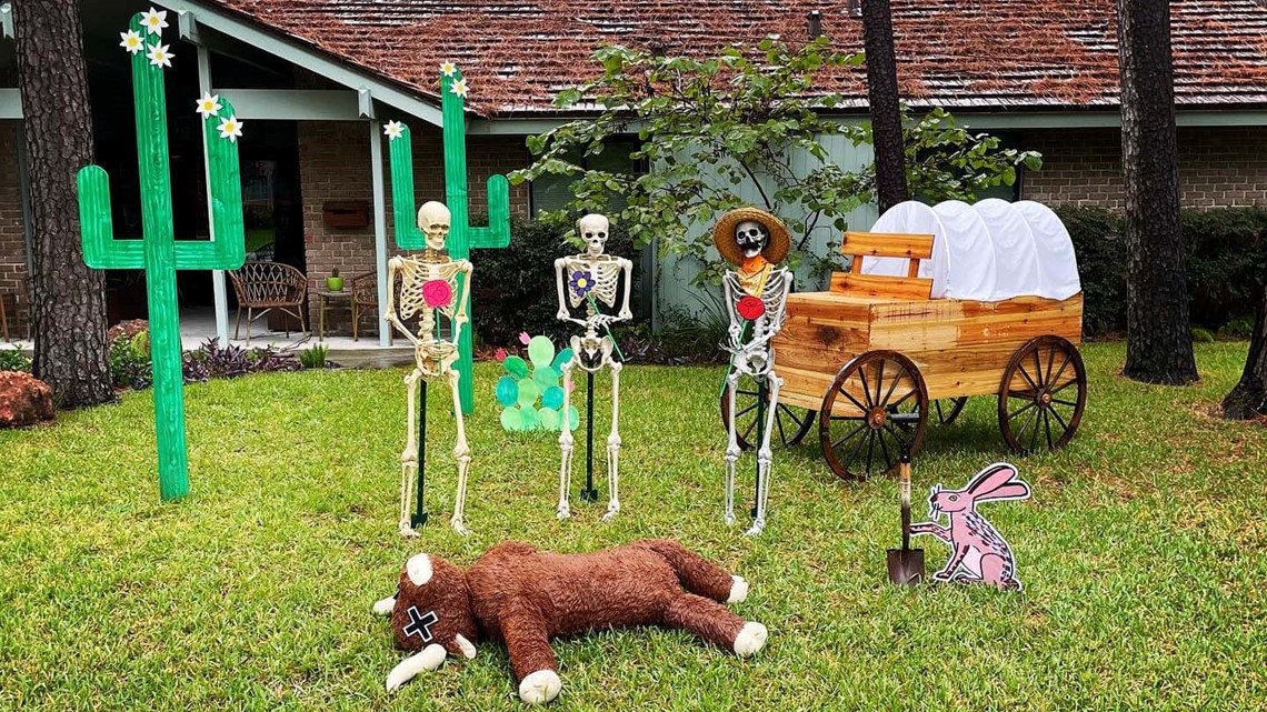 Elaborate skeletons display in west Houston changes daily | wfaa.com