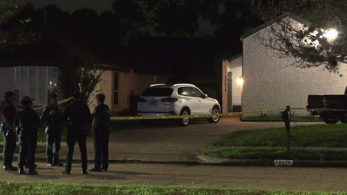 Woman beaten, man hangs himself in Houston murder-suicide | wfaa.com