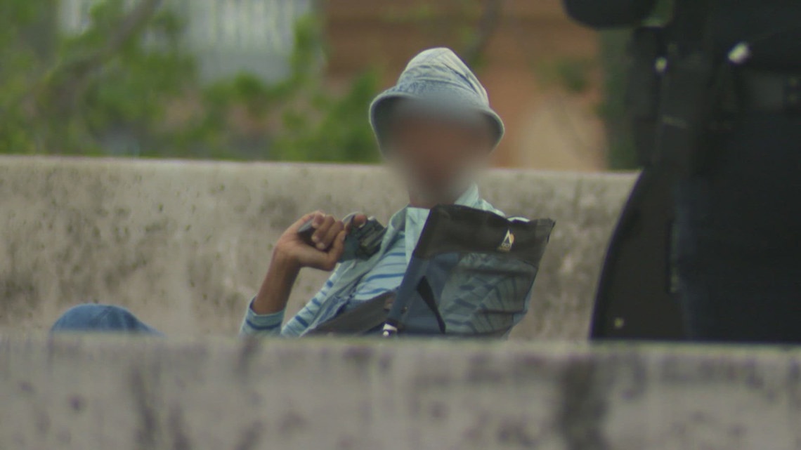 Woman involved in Houston freeway standoff won't be charged | wfaa.com