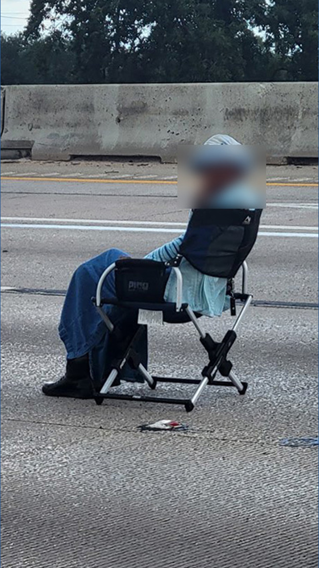 Houston woman on freeway surrenders ending Interstate 45 standoff ...