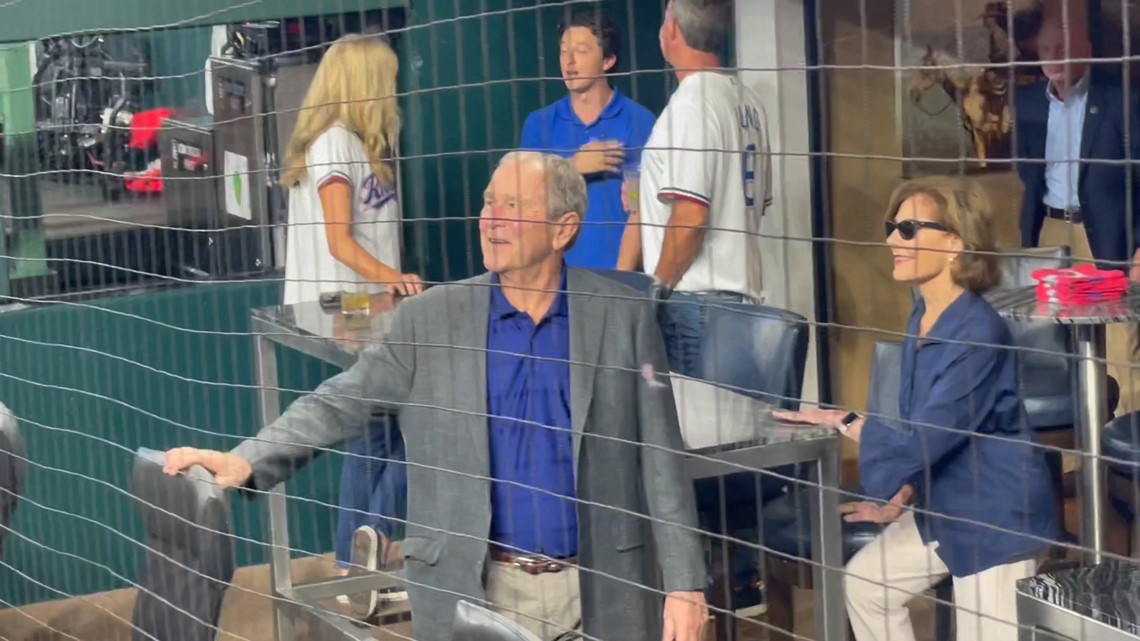 President George W. Bush at Rangers World Series game | wfaa.com