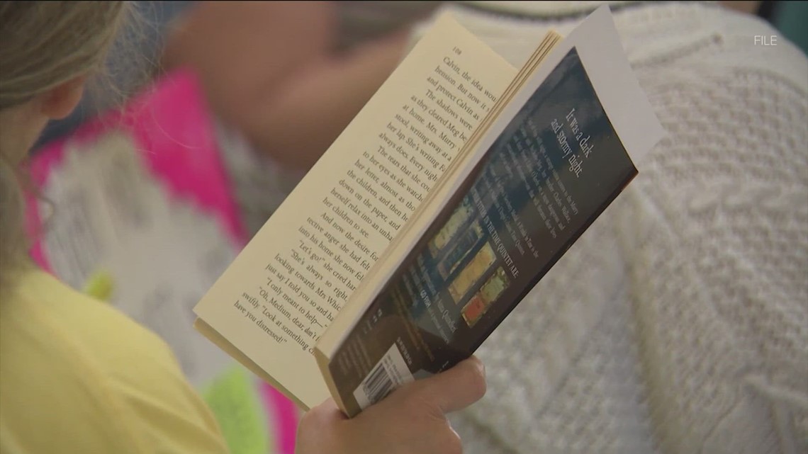 Texas book ban: Opening statements begin in BookPeople lawsuit | wfaa.com