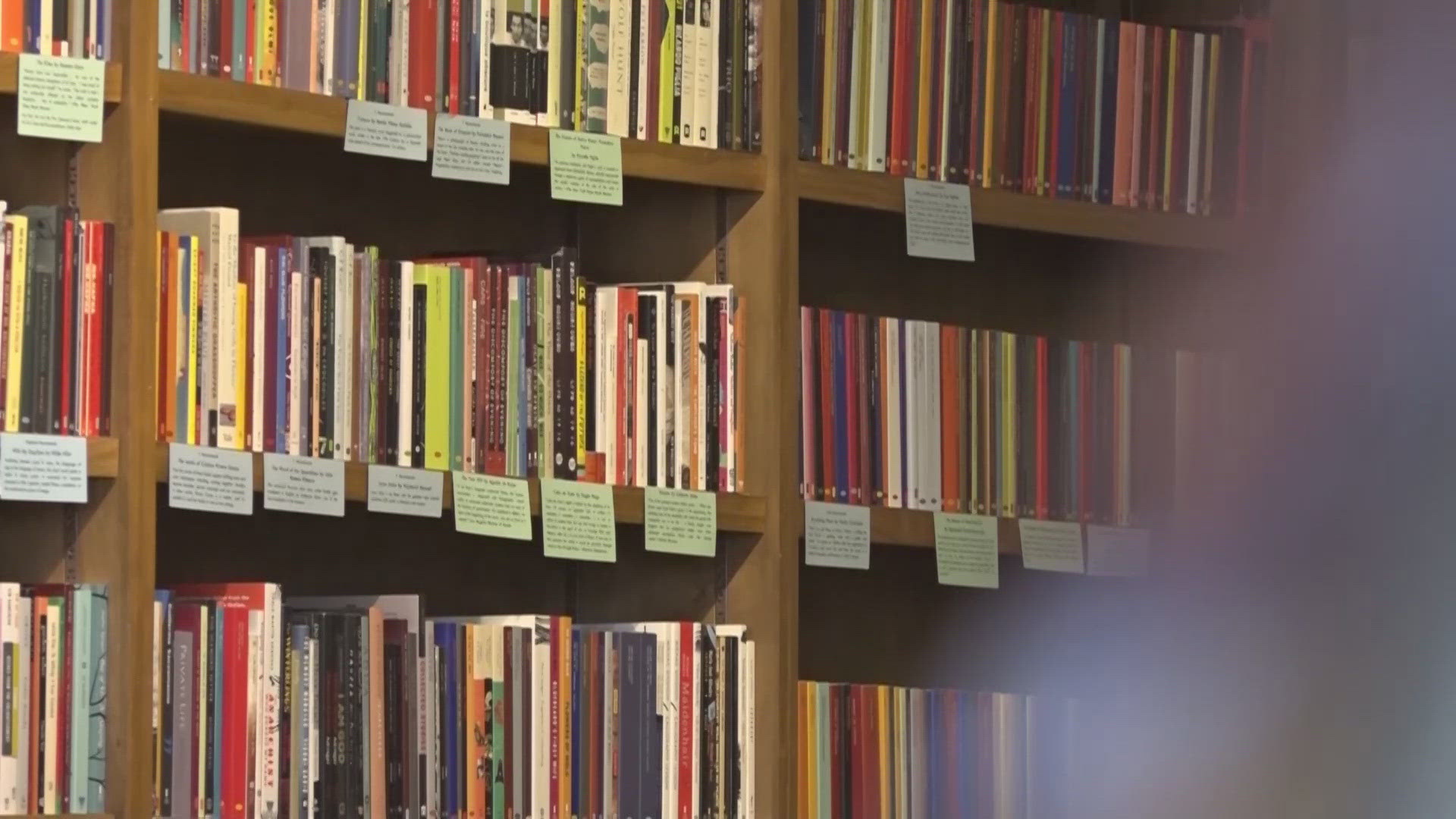 Texas State Board of Education delays vote on mandatory reading list ...