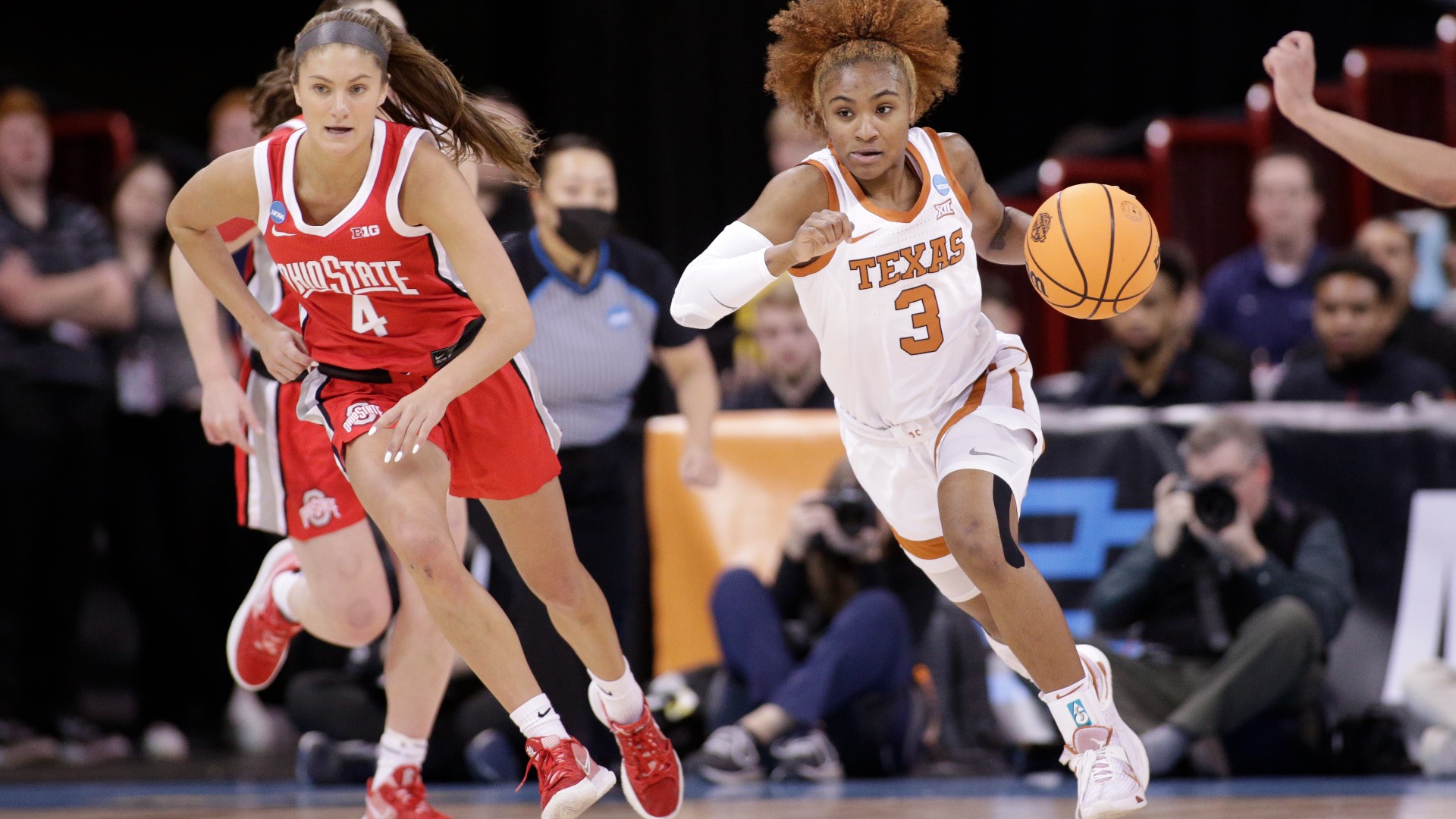 Texas Longhorns guard Rori Harmon announces her return with emotional ...