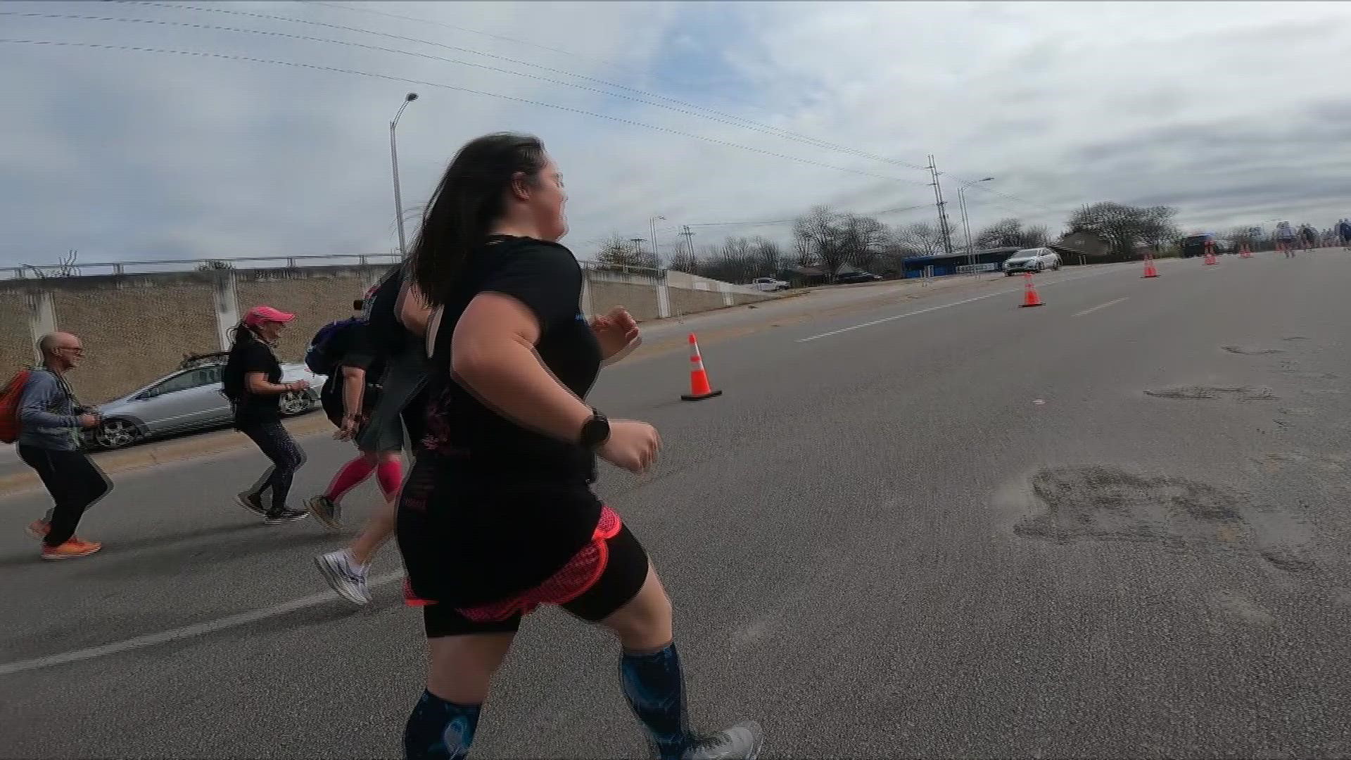 Kayleigh Williamson makes history with Austin Marathon finish | wfaa.com