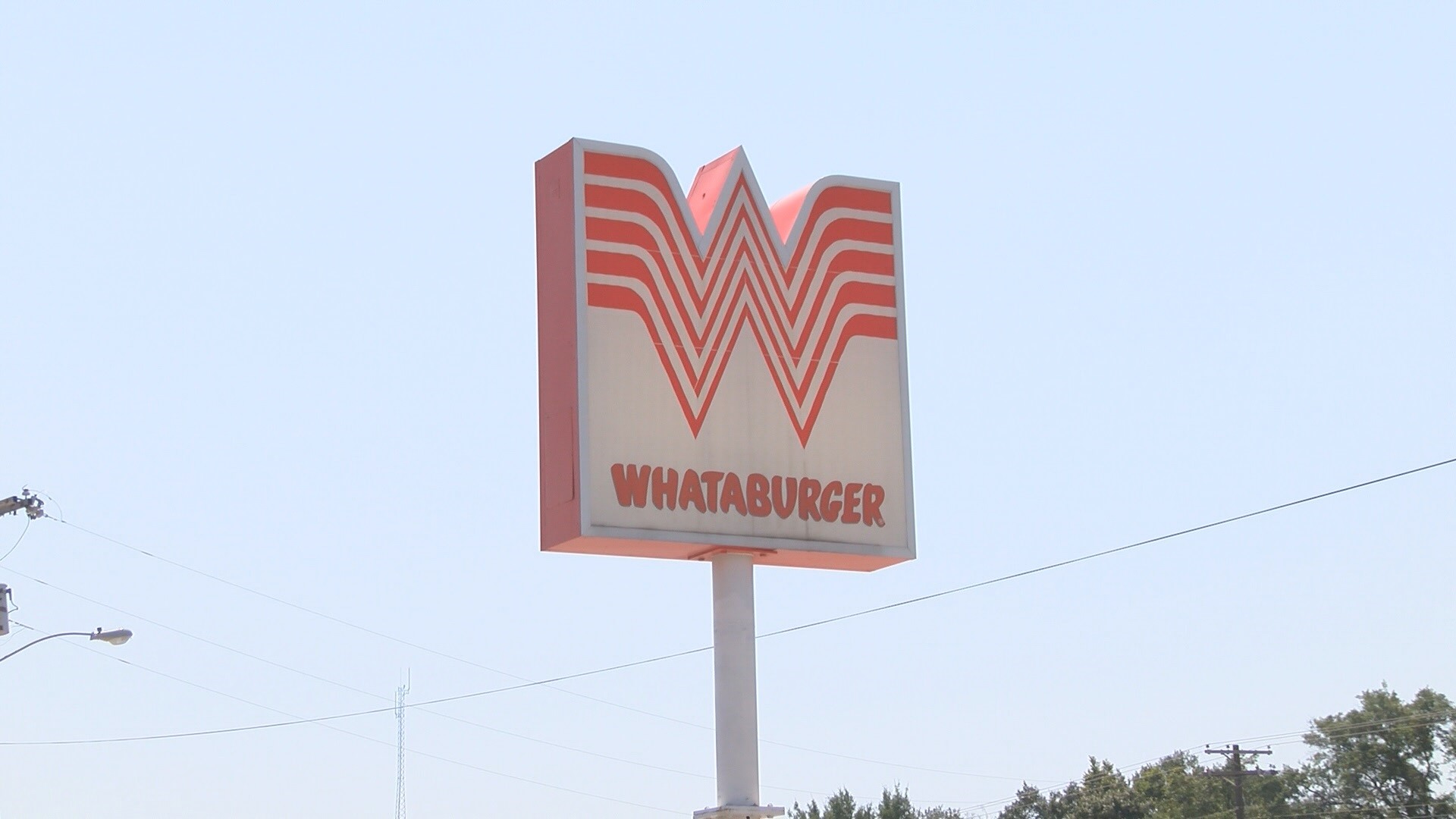 Whataburger drops to 10th in 2025 burger rankings — who’s #1? | wfaa.com
