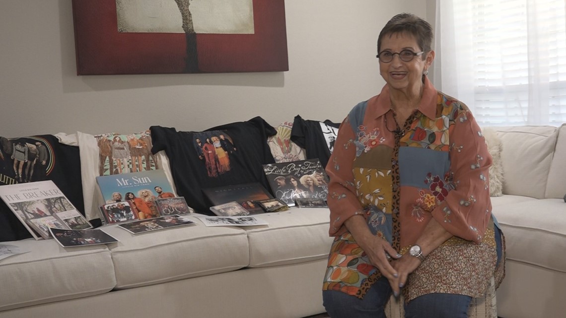 Tyler woman plays on CBS game show 'Superfan' | wfaa.com