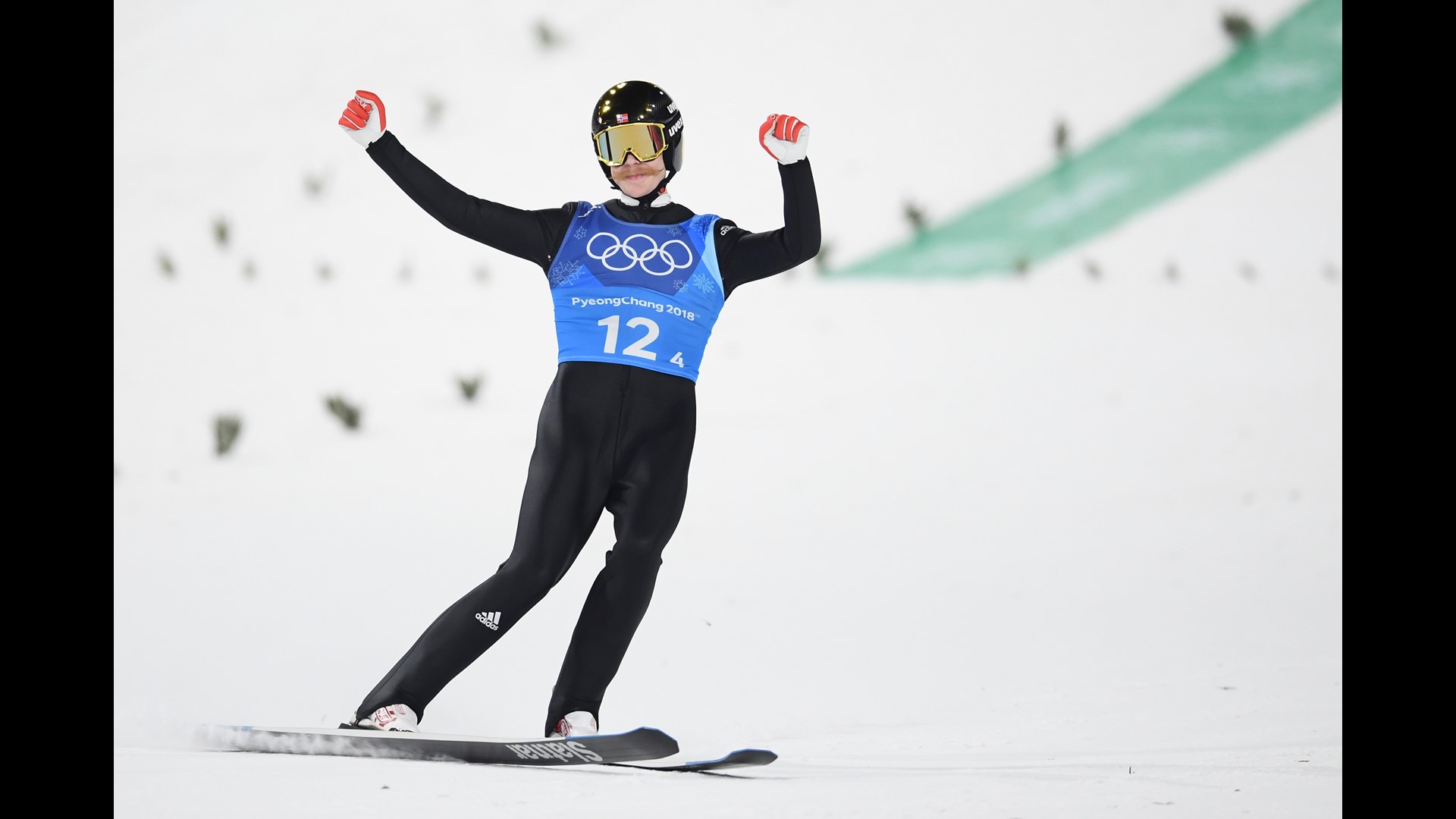 American Brita Sigourney wins bronze in women's halfpipe skiing at ...