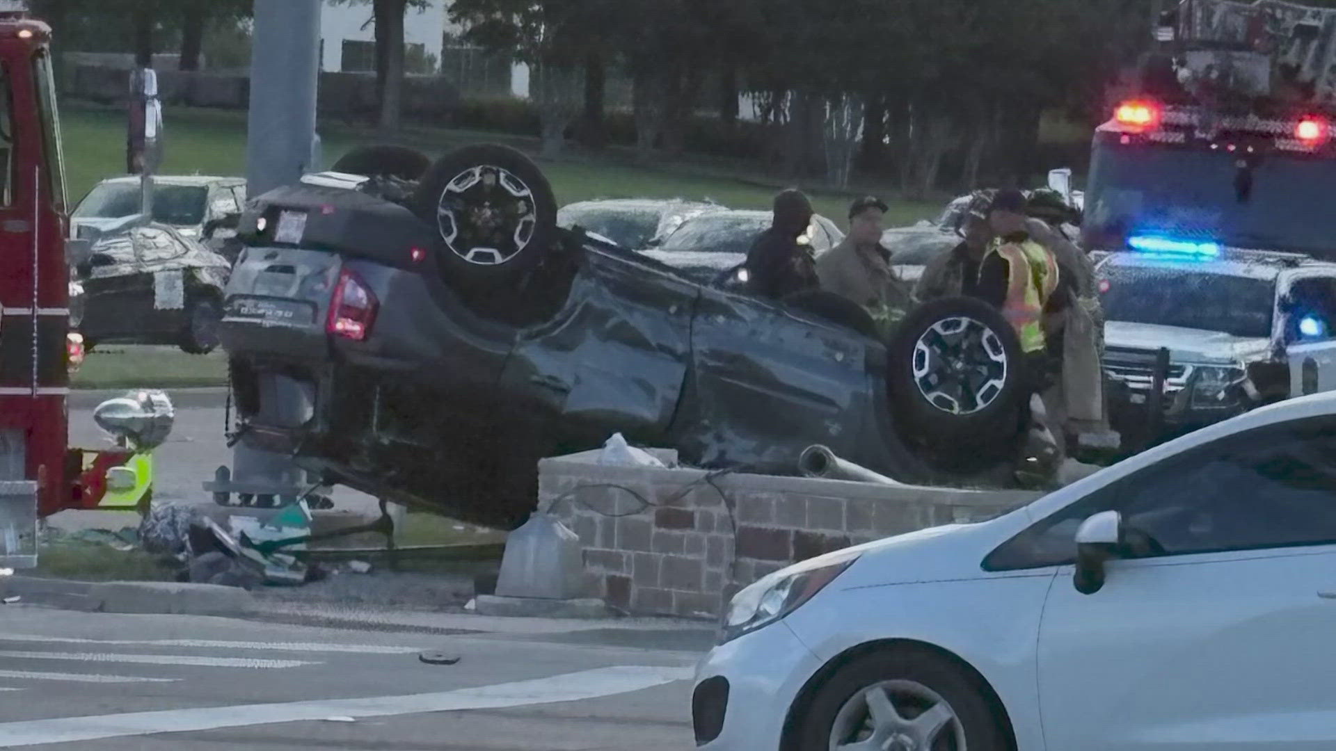 2-car rollover crash in Plano leaves 1 pedestrian dead, another ...