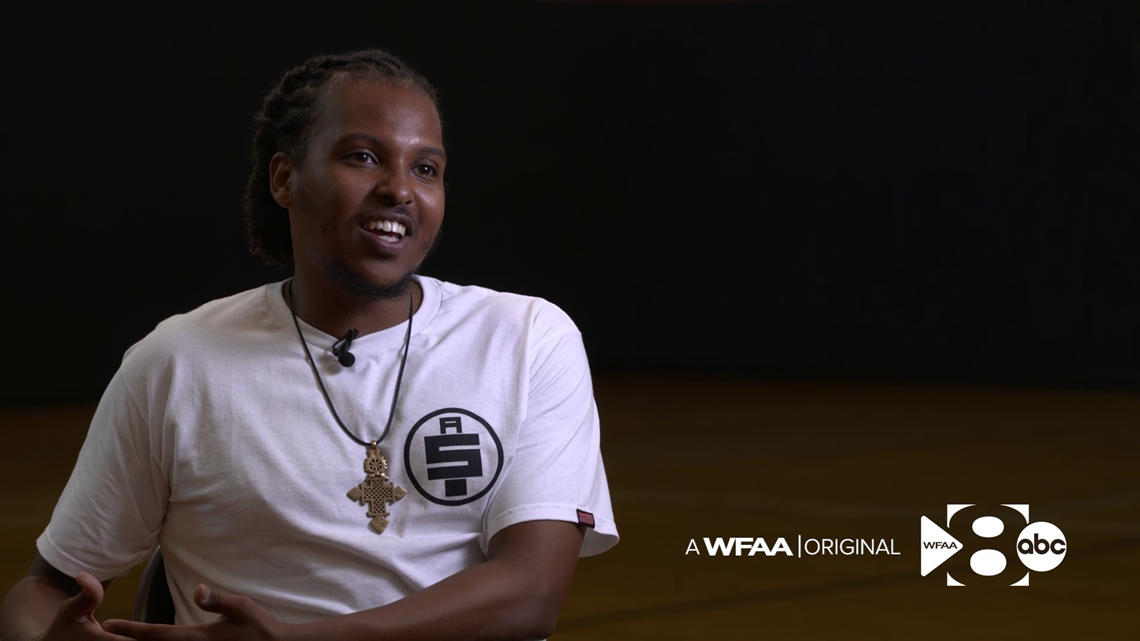 Irving man went from Section 8 to hosting Bleacher Report show | wfaa.com