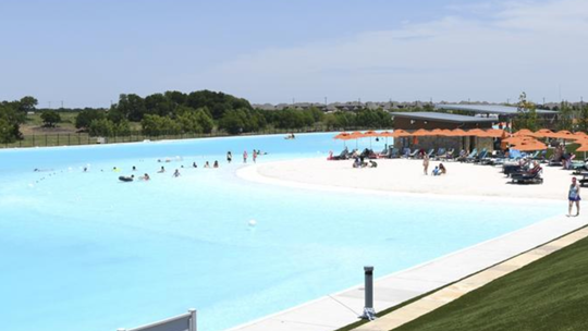 Crystal Lagoons are all the rage. But do they hold water financially ...