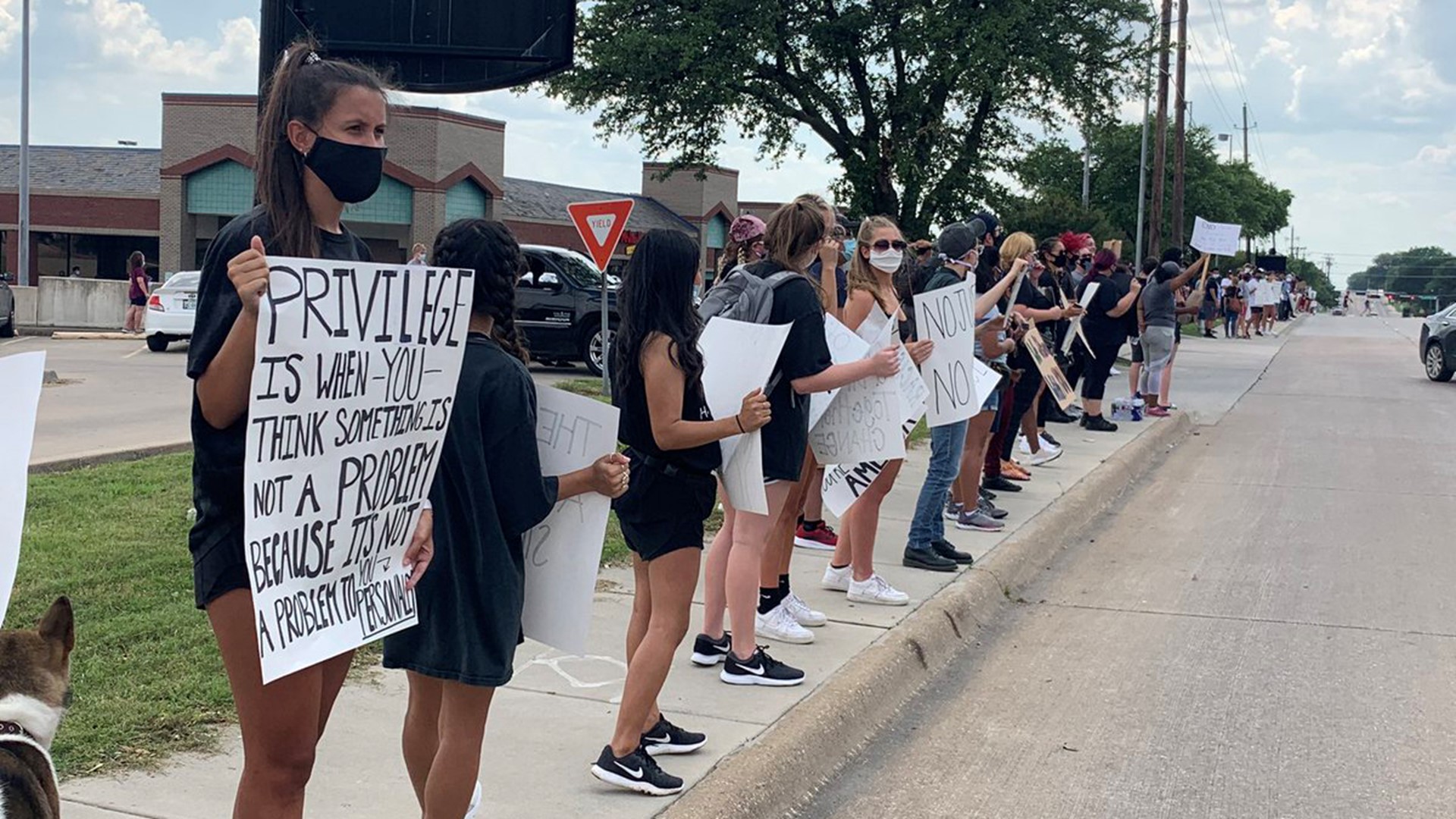 Fifth day of protests in North Texas sees curfew zone extensions, more ...