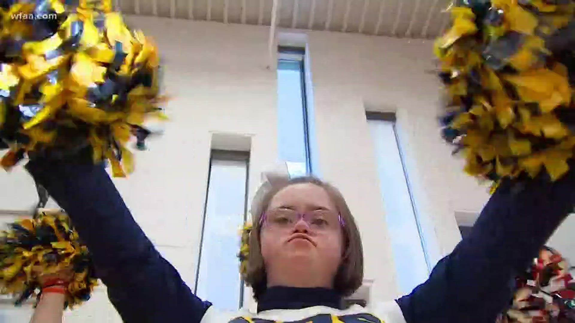 Cheerleading squad needs your help | wfaa.com