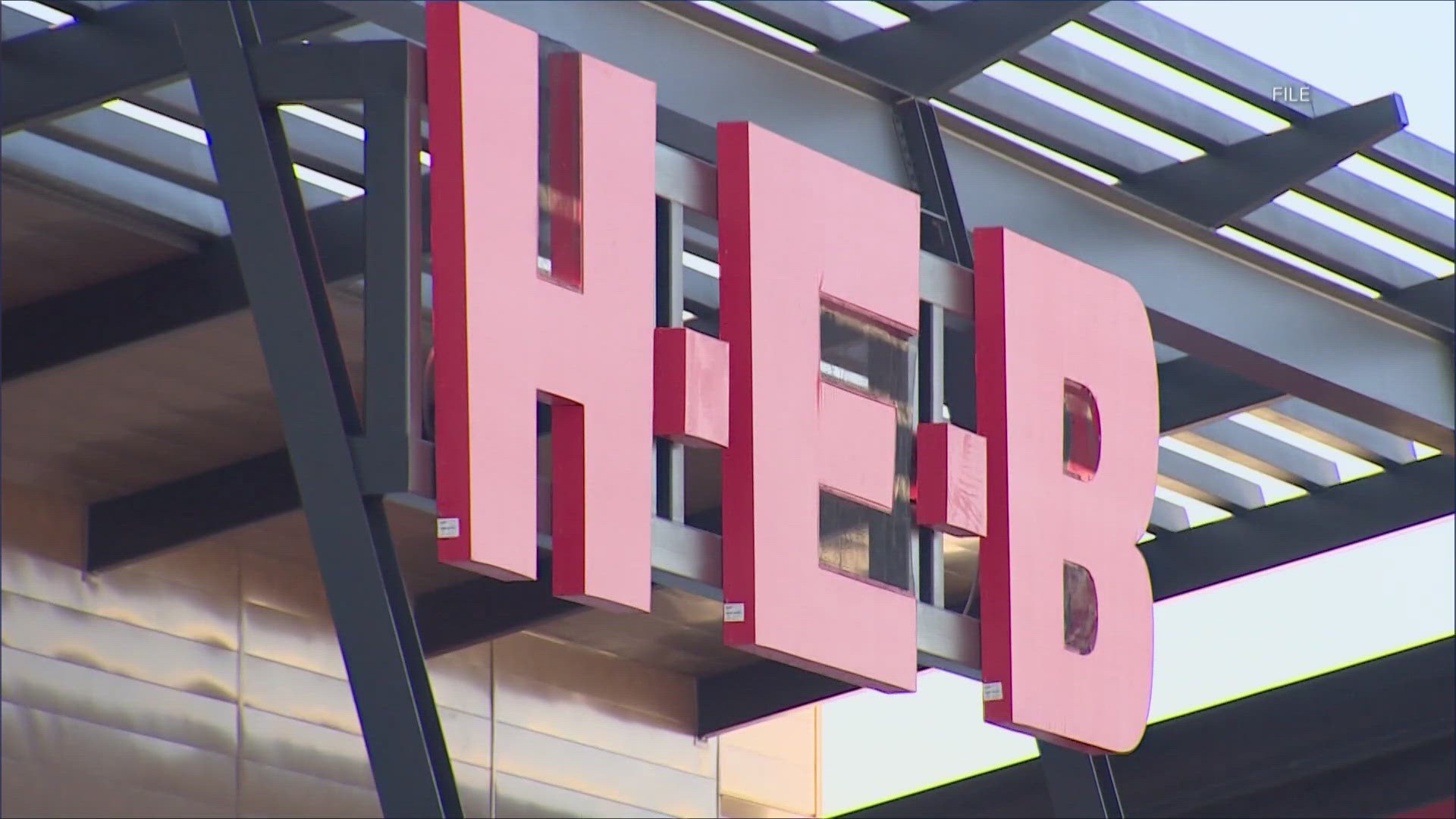 Weather delays opening of H-E-B in Forney | wfaa.com