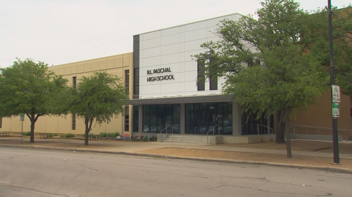 20-pound burger, the biggest in Texas, is now on the menu in Arlington ...