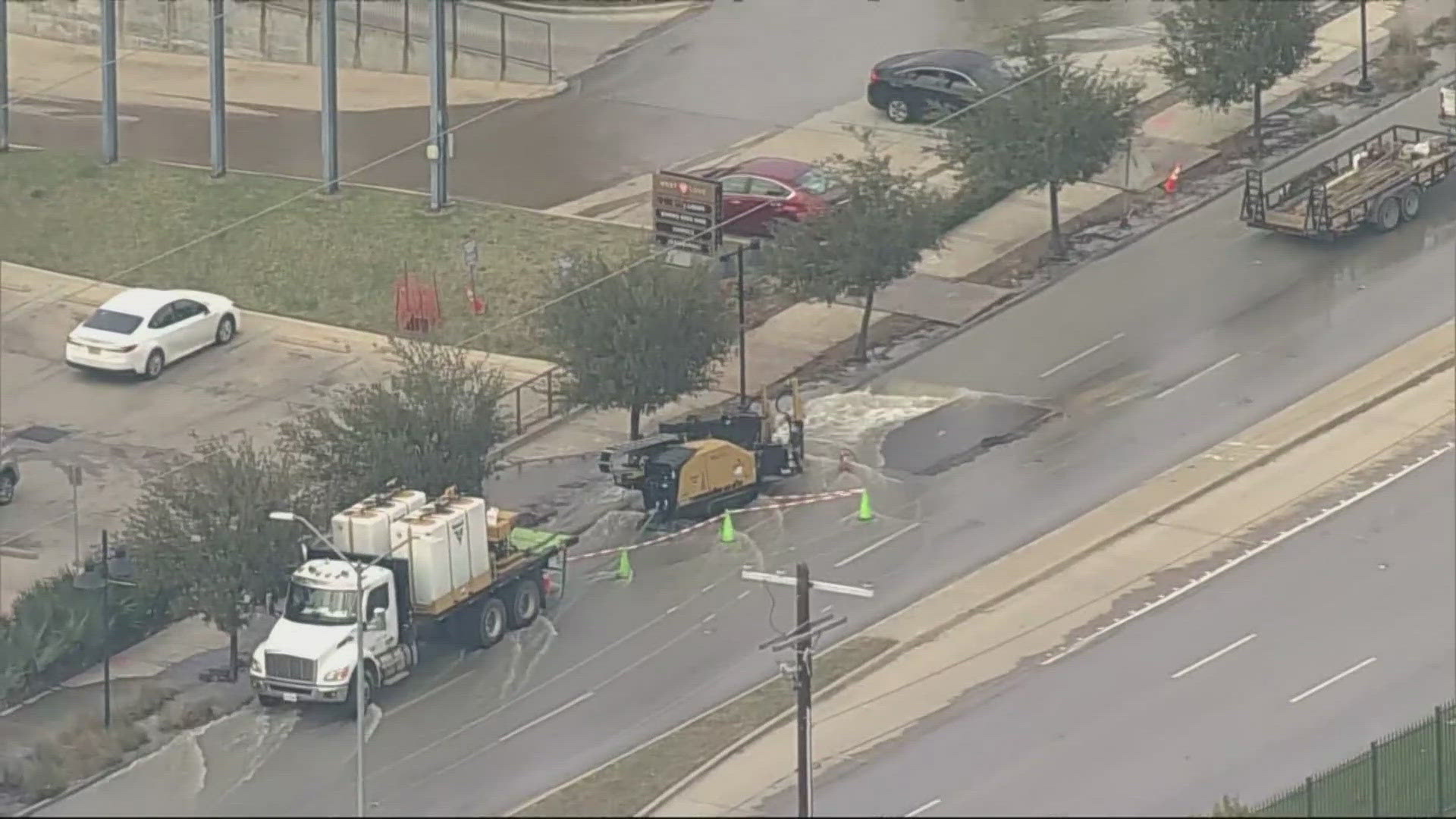 Dallas water main breaks after contractor damages pipeline, officials ...